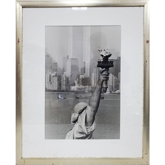 Peter Arnell | The Statue of Liberty | MutualArt