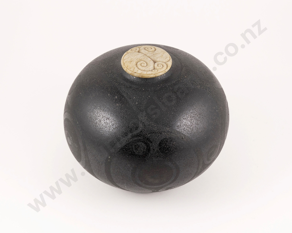 Anneke Borren | Anneke Borren Lidded Orb | MutualArt