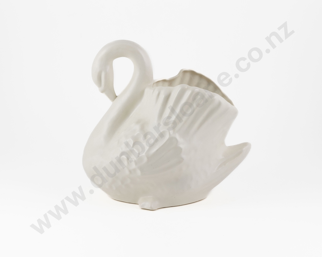 Crown Lynn | Crown Lynn Swan | MutualArt