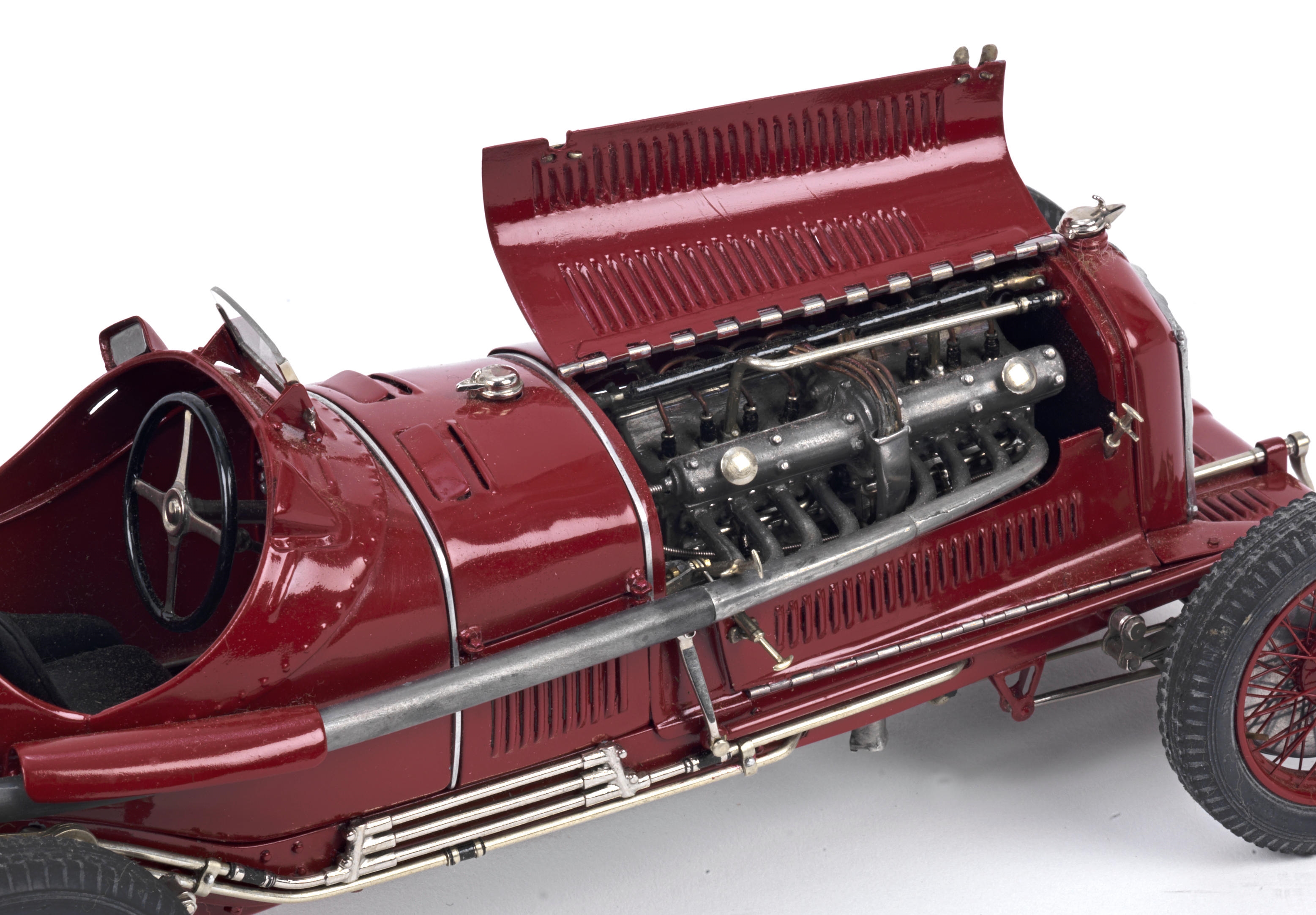 Gerald Wingrove | A 1:15 scale model of a 1932 Alfa Romeo P3 Monoposto ...