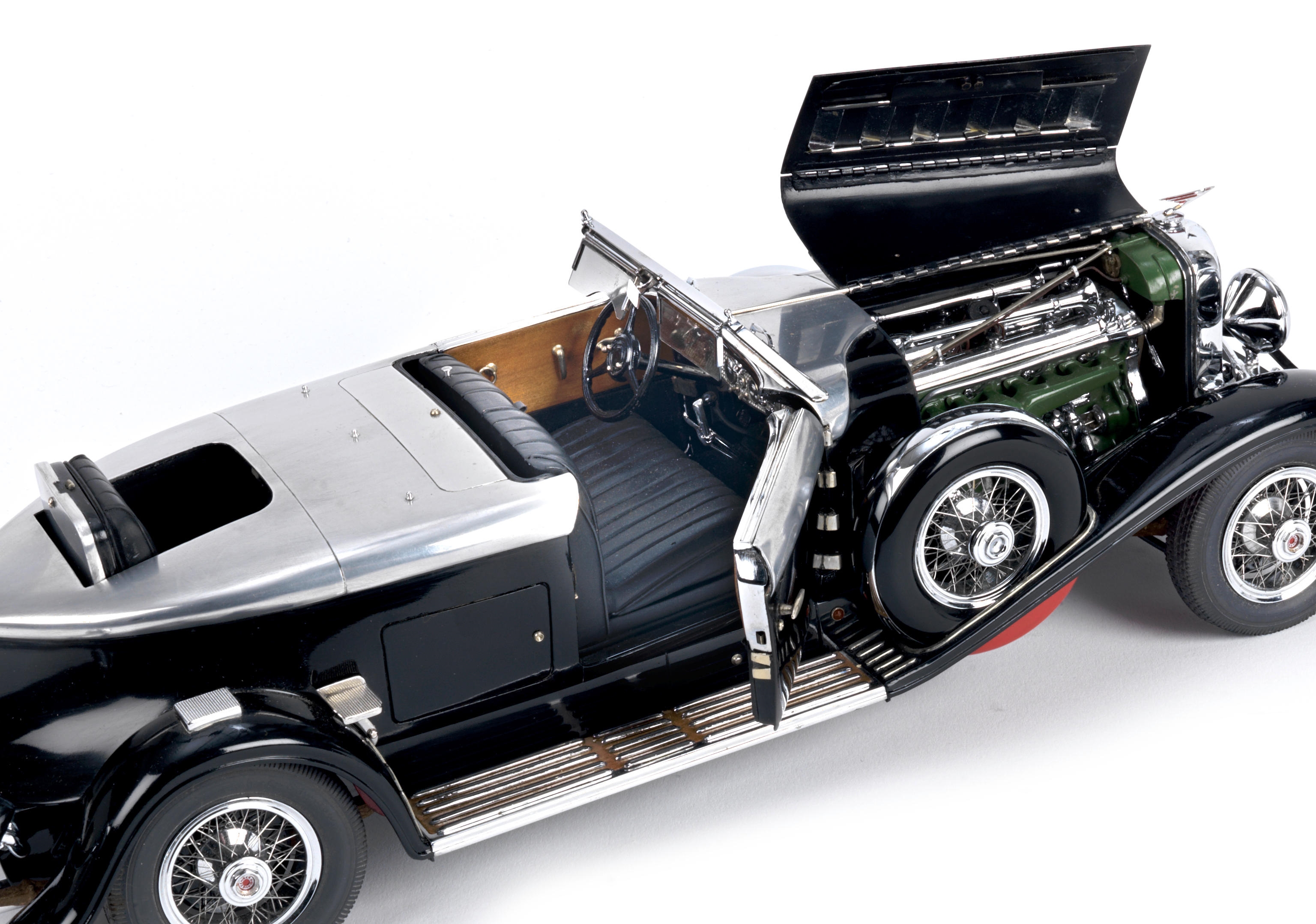 Gerald Wingrove | A 1:15 scale model of a 1930 Duesenberg 'J' Murphy ...