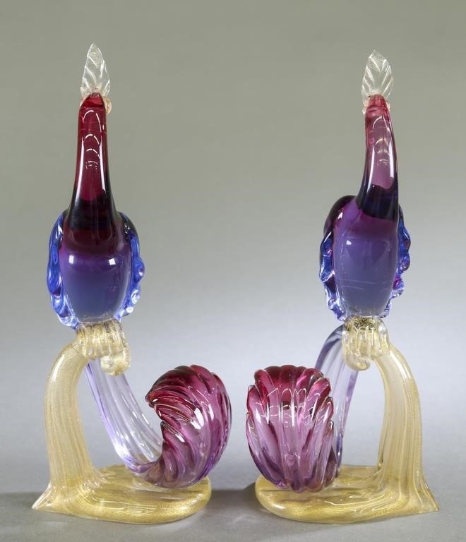 Alfredo Barbini | Pair of Alfredo Barbini Murano glass birds. | MutualArt