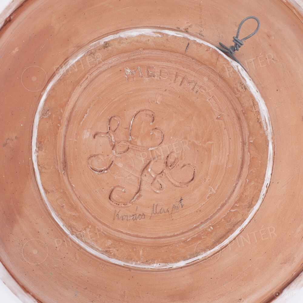 Margit Kovács | Eggpainter | MutualArt