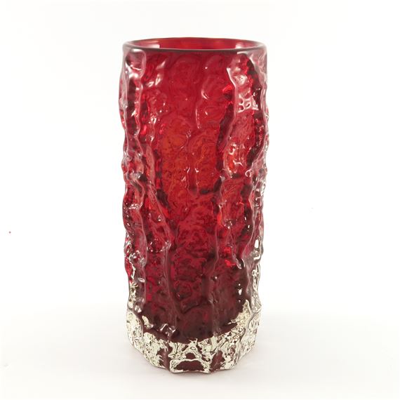Geoffrey Baxter | Ruby vase (Circa 1966) | MutualArt