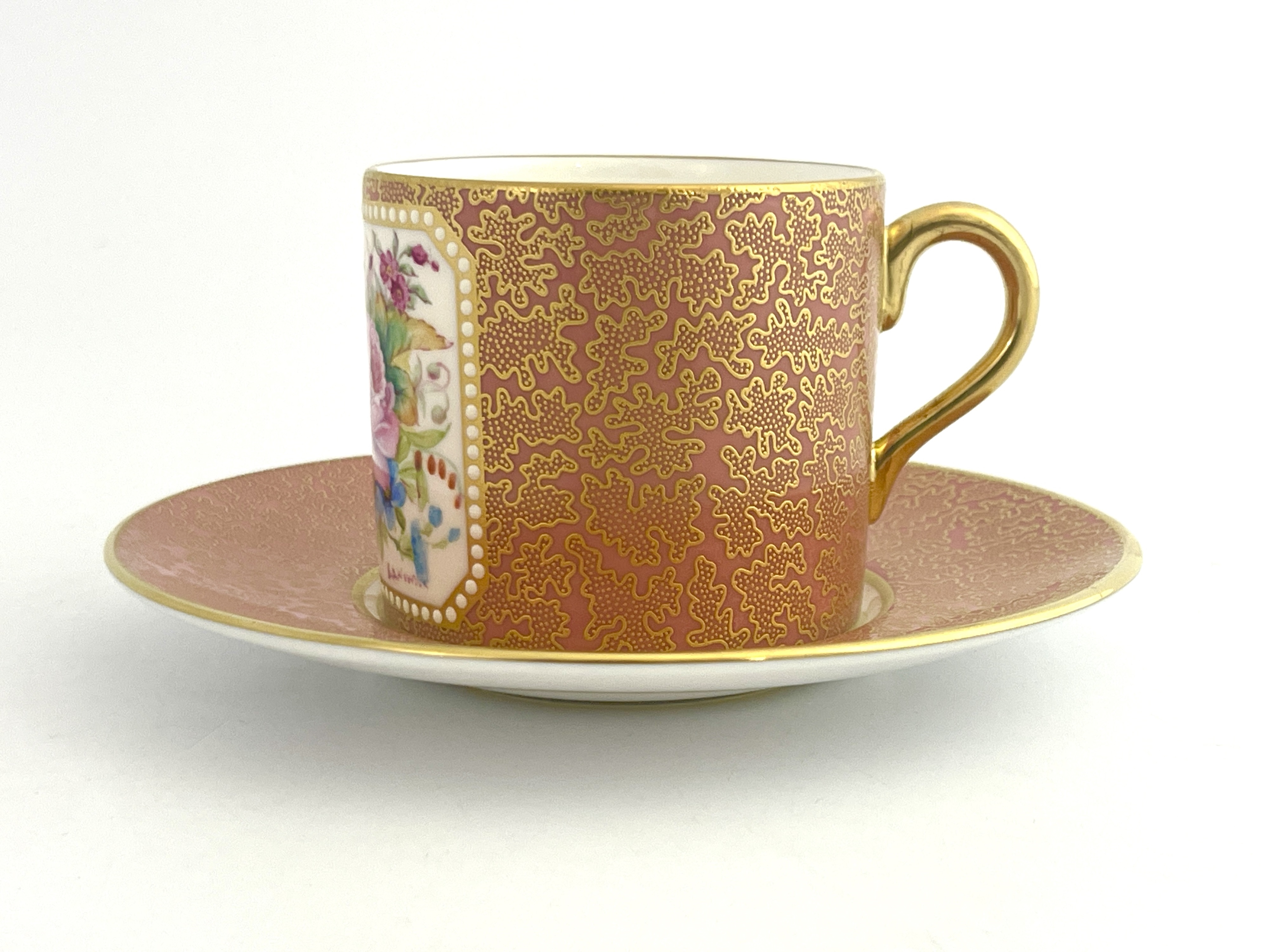 Stefan Nowacki | Coffee can and saucer | MutualArt