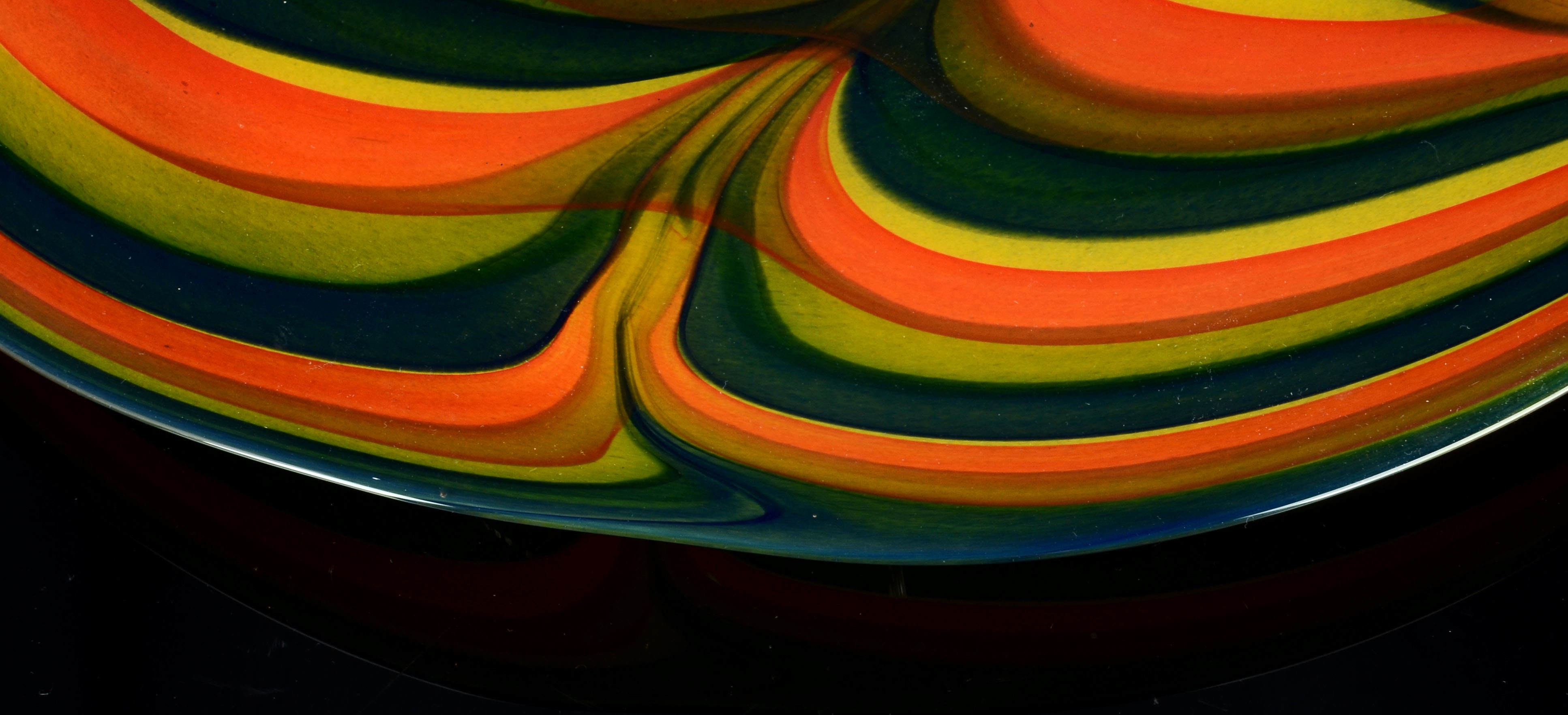 Liz Lacey | Large Liz Lacey hand blown glass platter (2004) | MutualArt