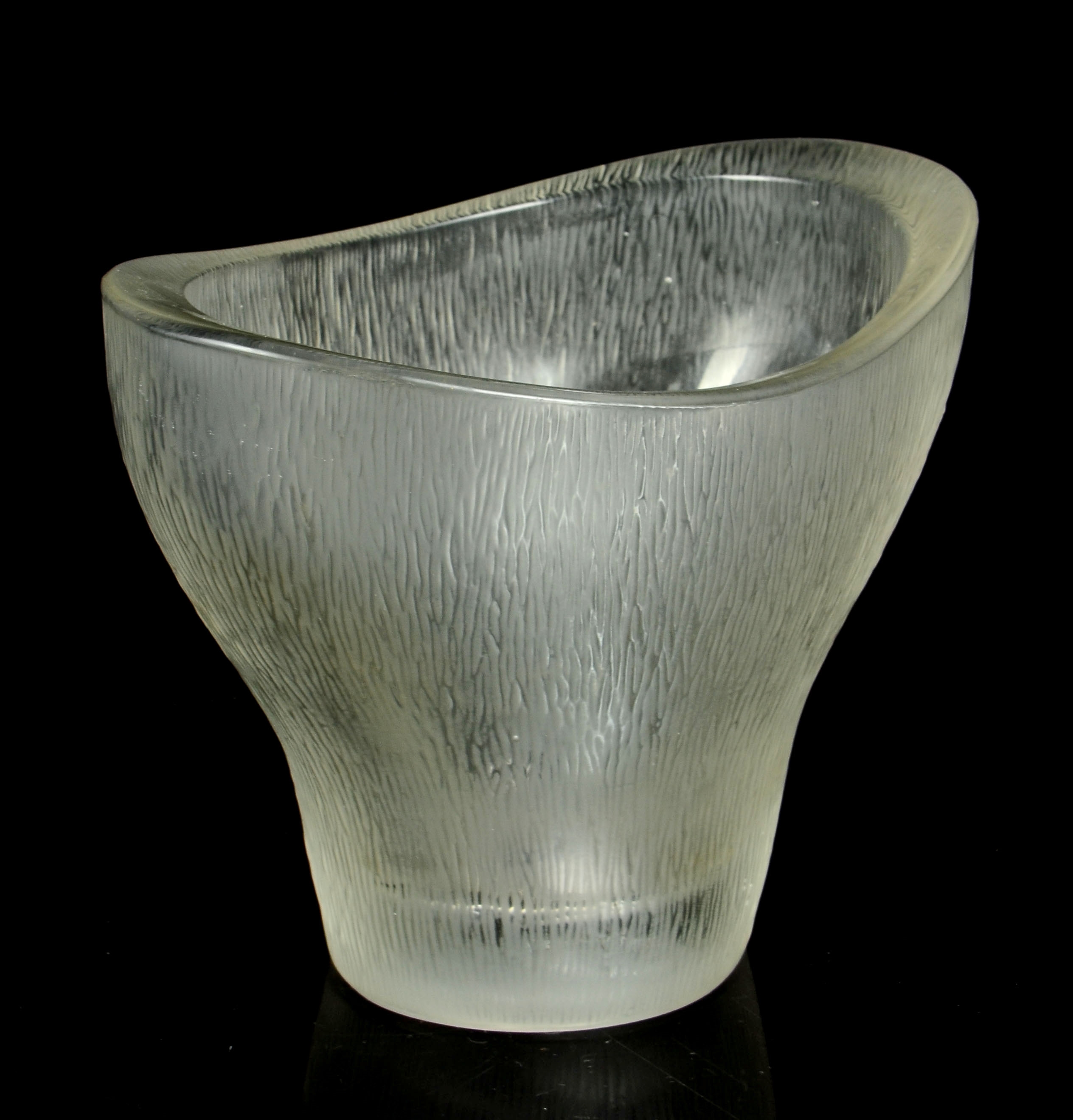 František Vizner | Mid century Rudolfova frosted glass vase | MutualArt