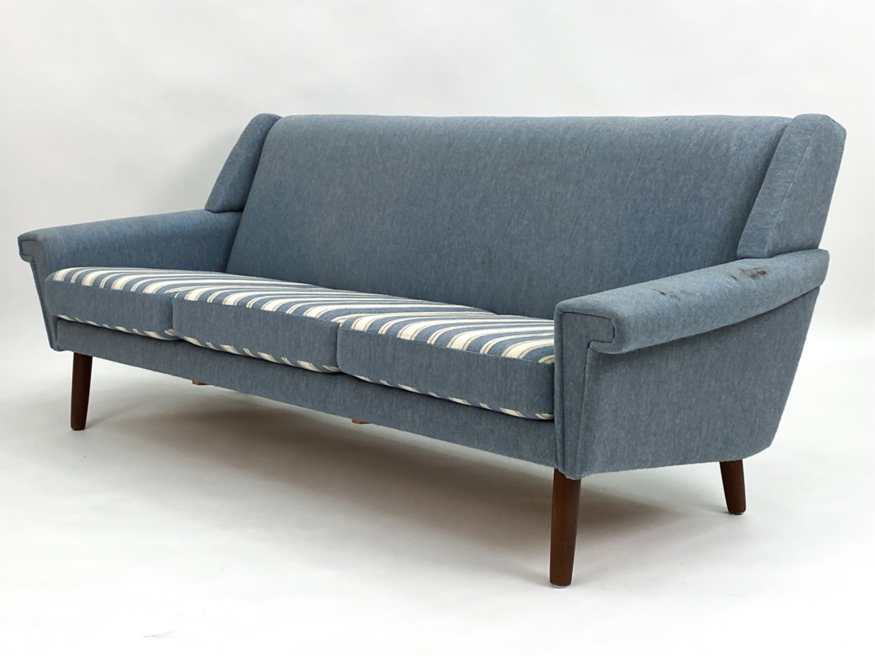 Arne Vodder | SOFA | MutualArt