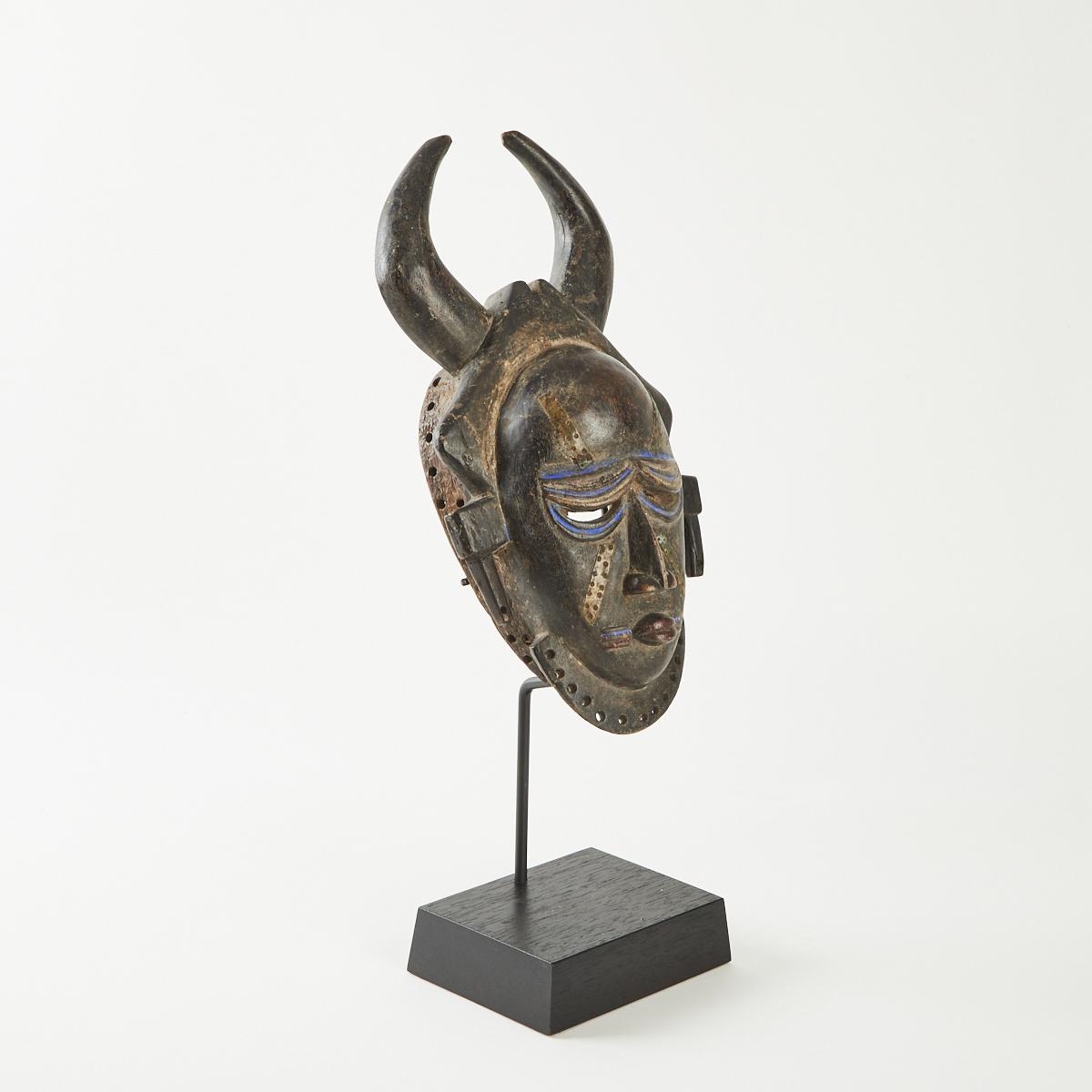 African School | A Kulongo Mask | MutualArt