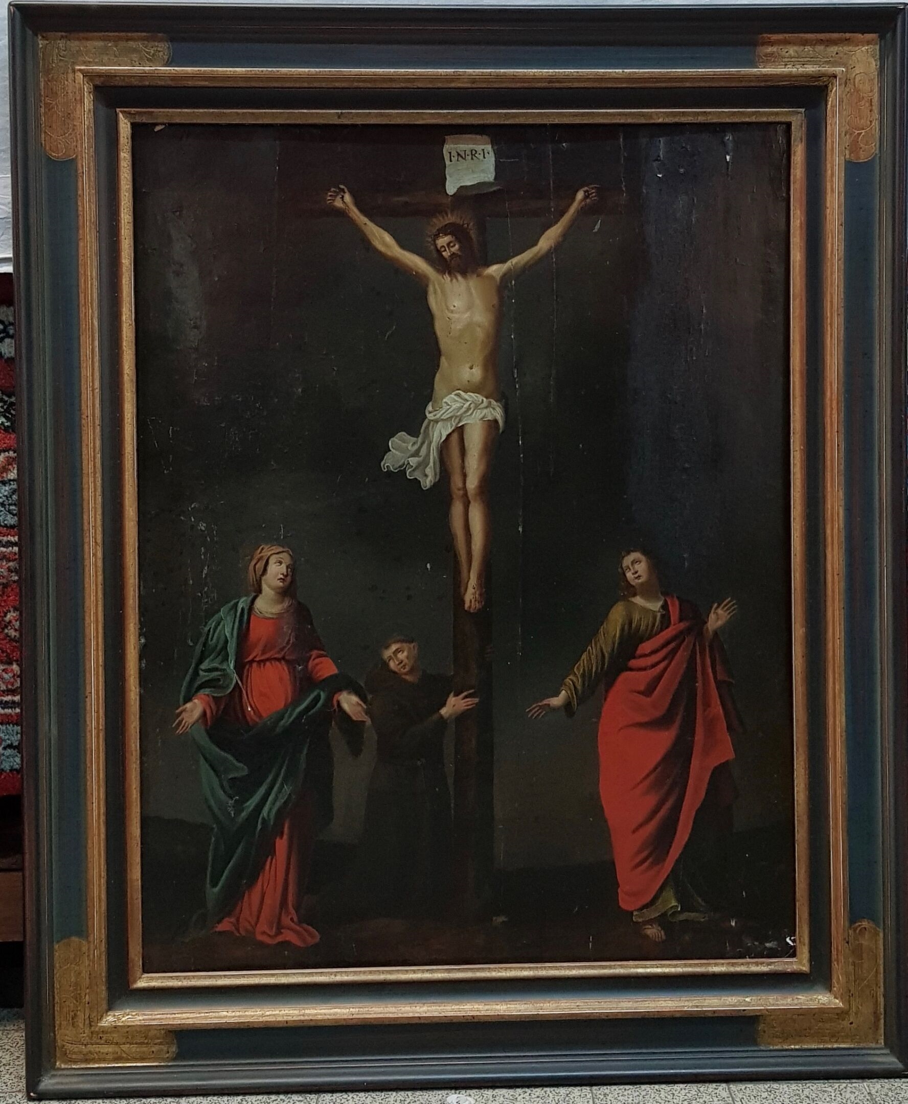 French School, 17th Century | Christ en croix entouré de la Vierge ...