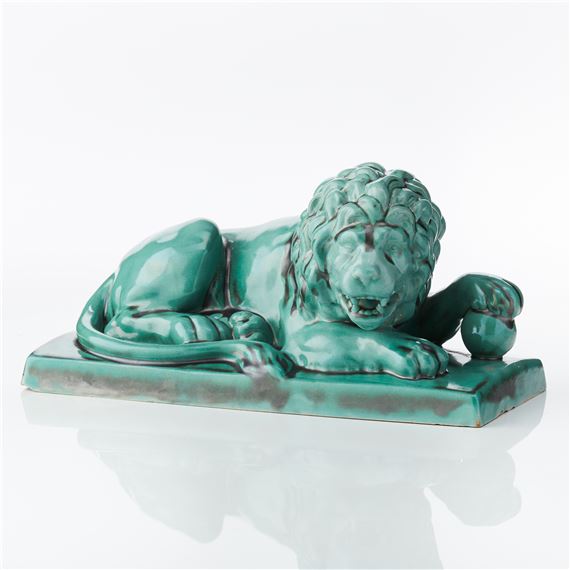 Johan Le Veau | Skulptur i form av lejon (1930) | MutualArt