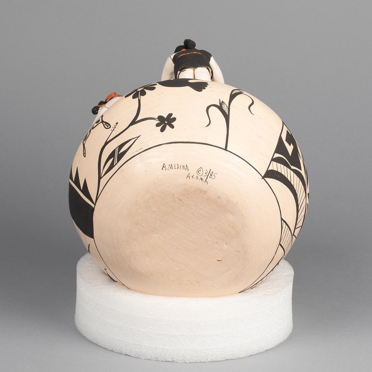 Angelina Medina | Vessel with Four Figures, 1985 (1985) | MutualArt