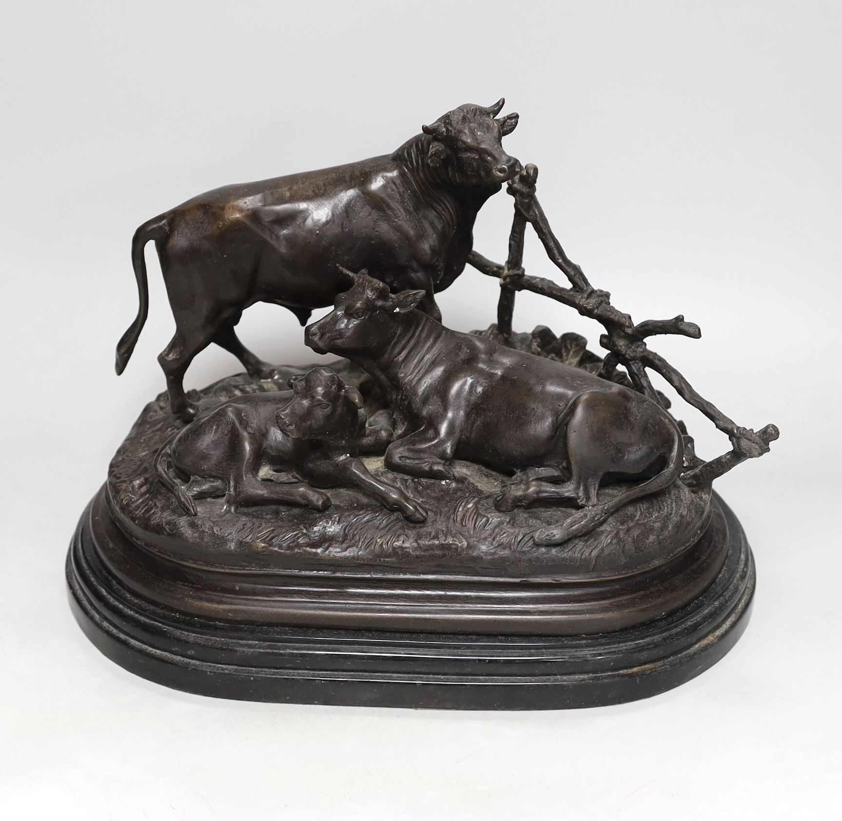 Jules Moigniez | . A bronze figure group modelled as a bull | MutualArt