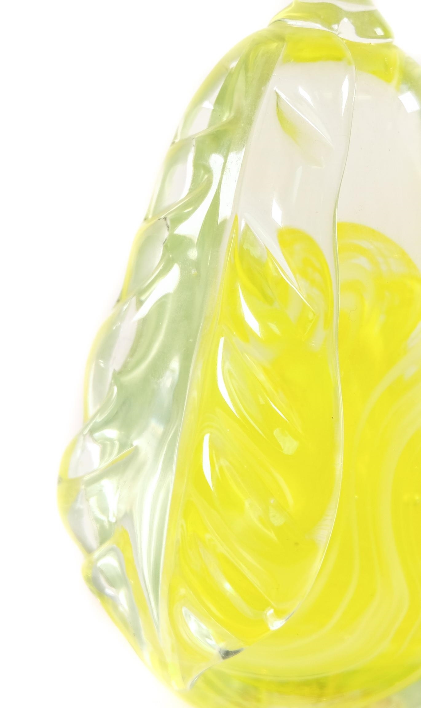 Jim Davis | Art glass fruit form paperweight (1977) | MutualArt