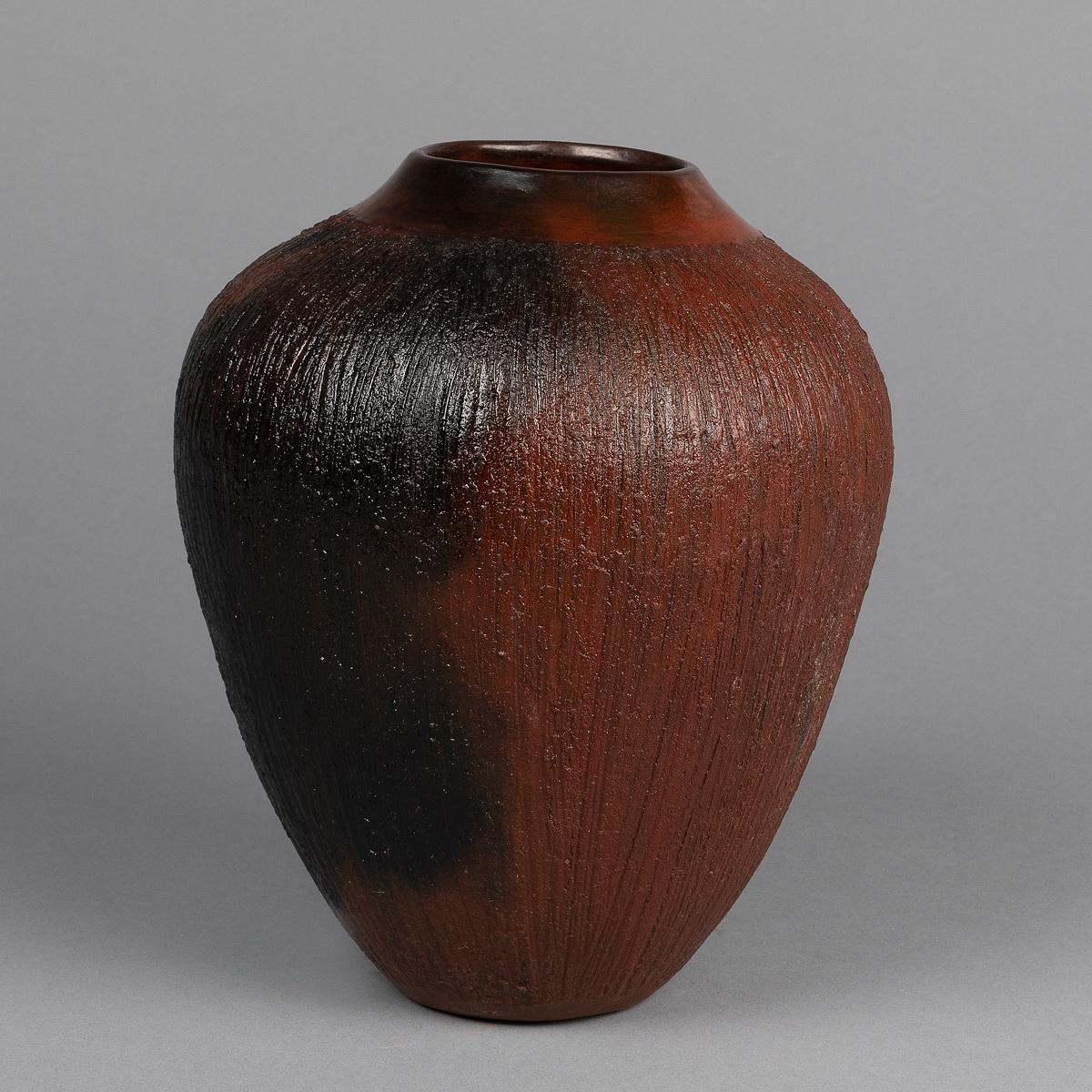 Alice Cling | Jar with Corn Husk Design | MutualArt