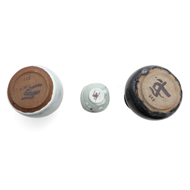 Jørgen Lai Knudsen | Four sided stoneware bowl | MutualArt