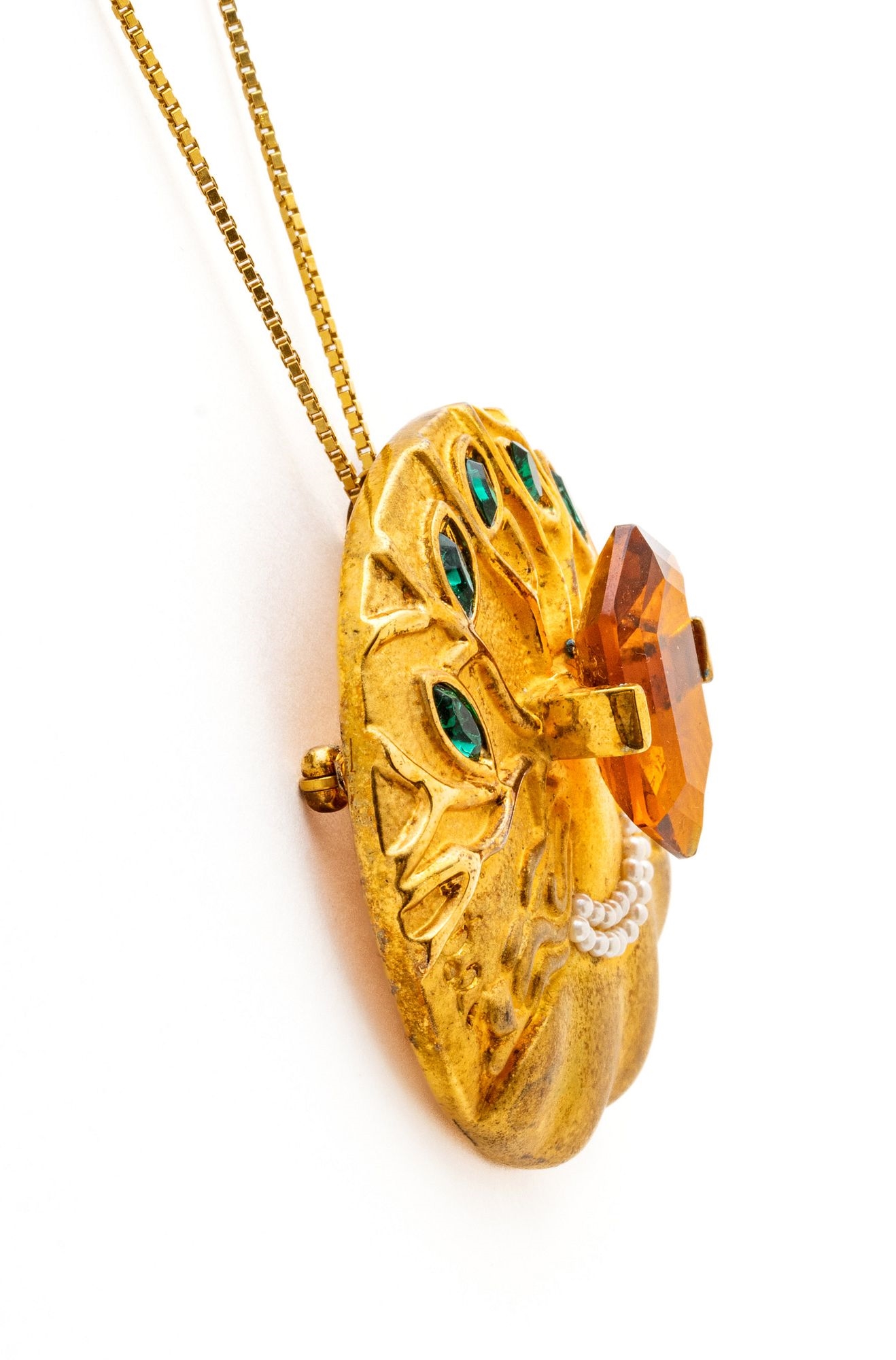 Salvador Dalí | Ophelia Pendant-Brooch, 2001 (2001) | MutualArt