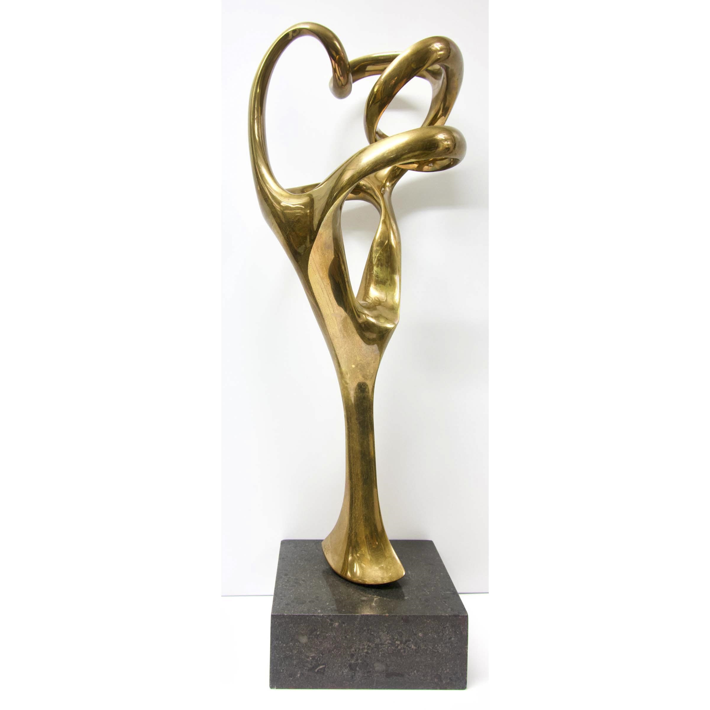 MutualArt.com - The Web's Largest Art Information Service.