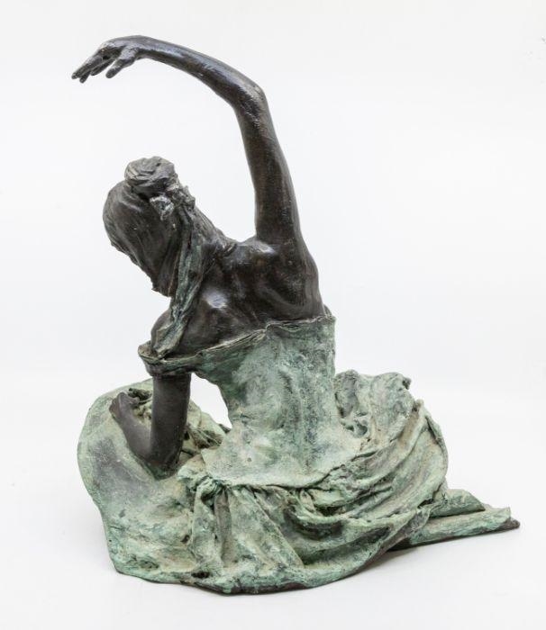 Sue Riley | Sculpture of a sitting lady in a pose (20th Century ...