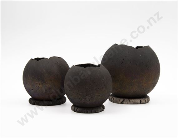 Maureen Hunter | 1 Artworks | MutualArt