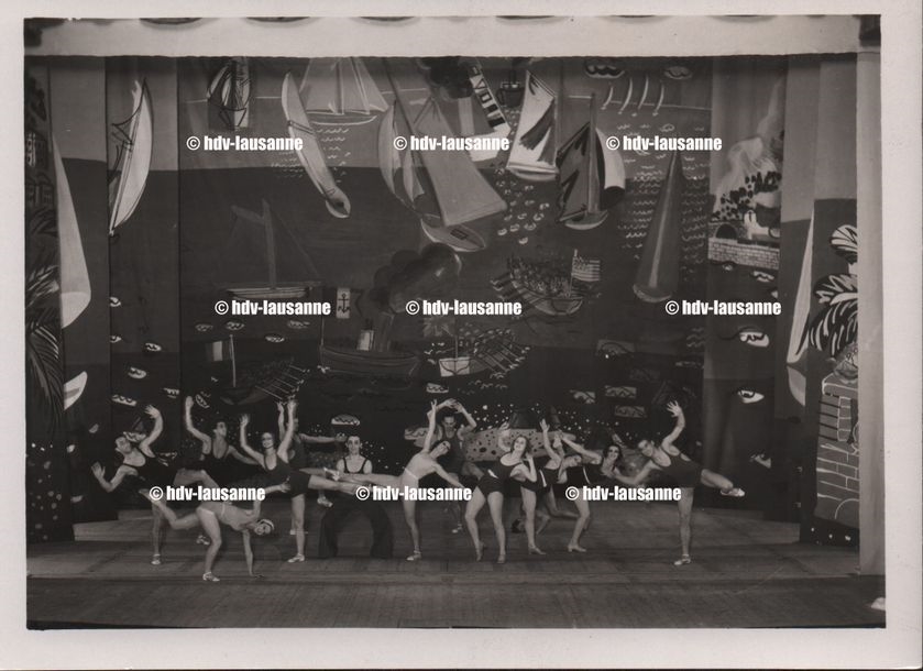 Raoul Barba | Réunion de 17 photos d’époque 1930 | MutualArt