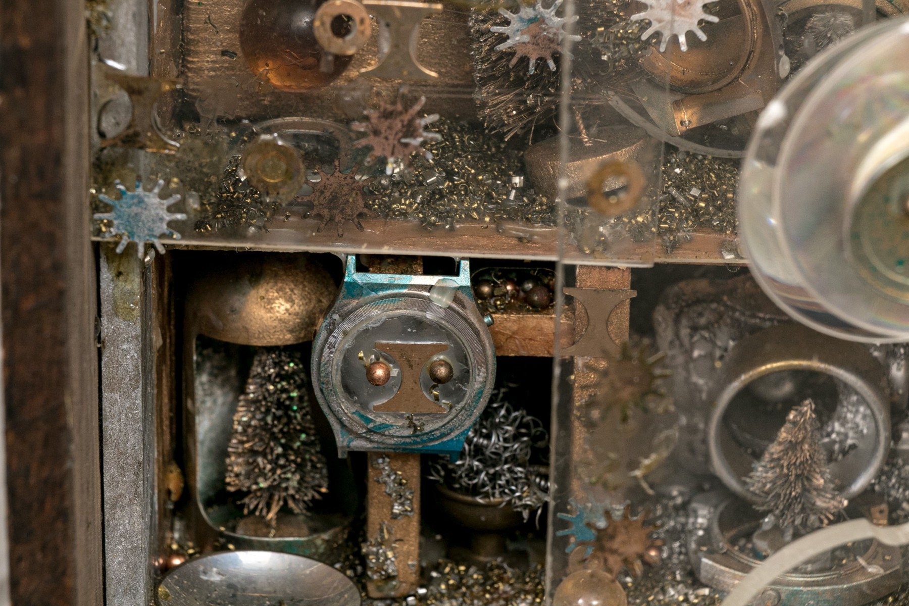 MutualArt.com - The Web's Largest Art Information Service.