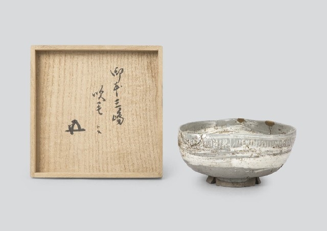 Hounsai | Gohon styled Mishima Buncheong ware tea bowl | MutualArt