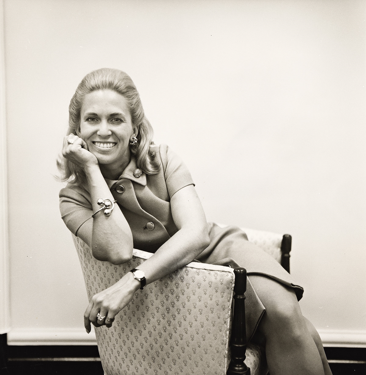 Diane Arbus | DIANE ARBUS (1923-1971) (1923) | MutualArt