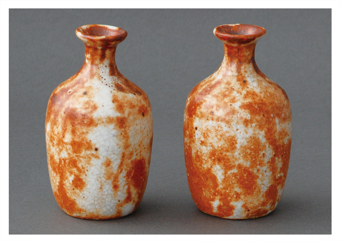 Kitaoji Rosanjin | RED SHINO SAKE BOTTLES | MutualArt