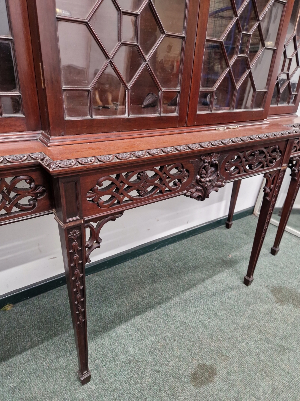 James Hicks | A MAHOGANY BREAKFRONT DISPLAY CABINET | MutualArt