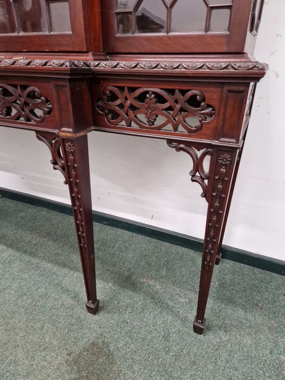 James Hicks | A MAHOGANY BREAKFRONT DISPLAY CABINET | MutualArt
