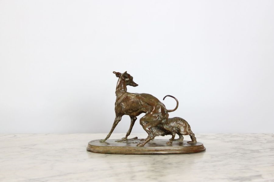 Pierre-Jules Mene | Lévrier et King Charles à l'éventail | MutualArt