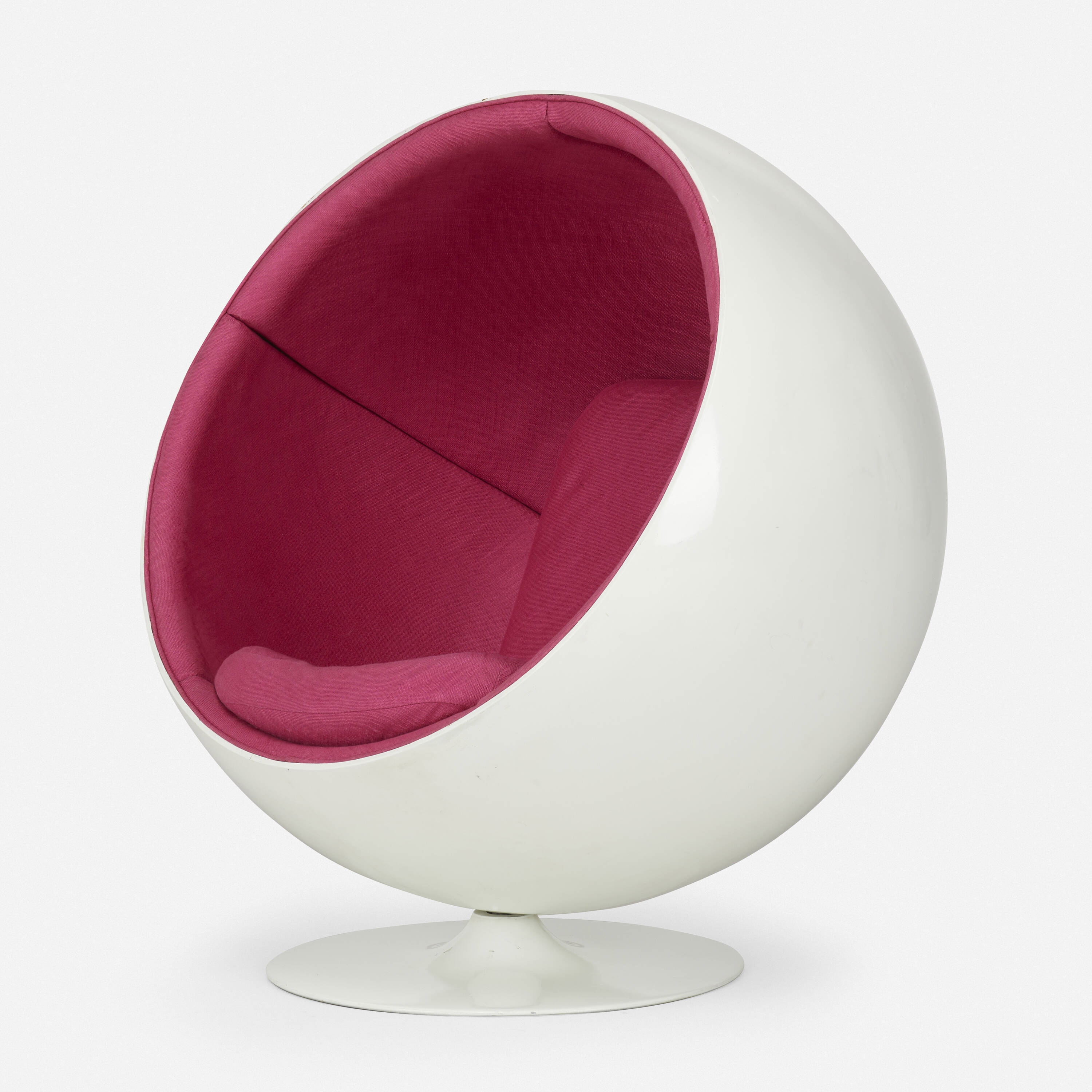 Eero Aarnio | Ball chair (1968) | MutualArt