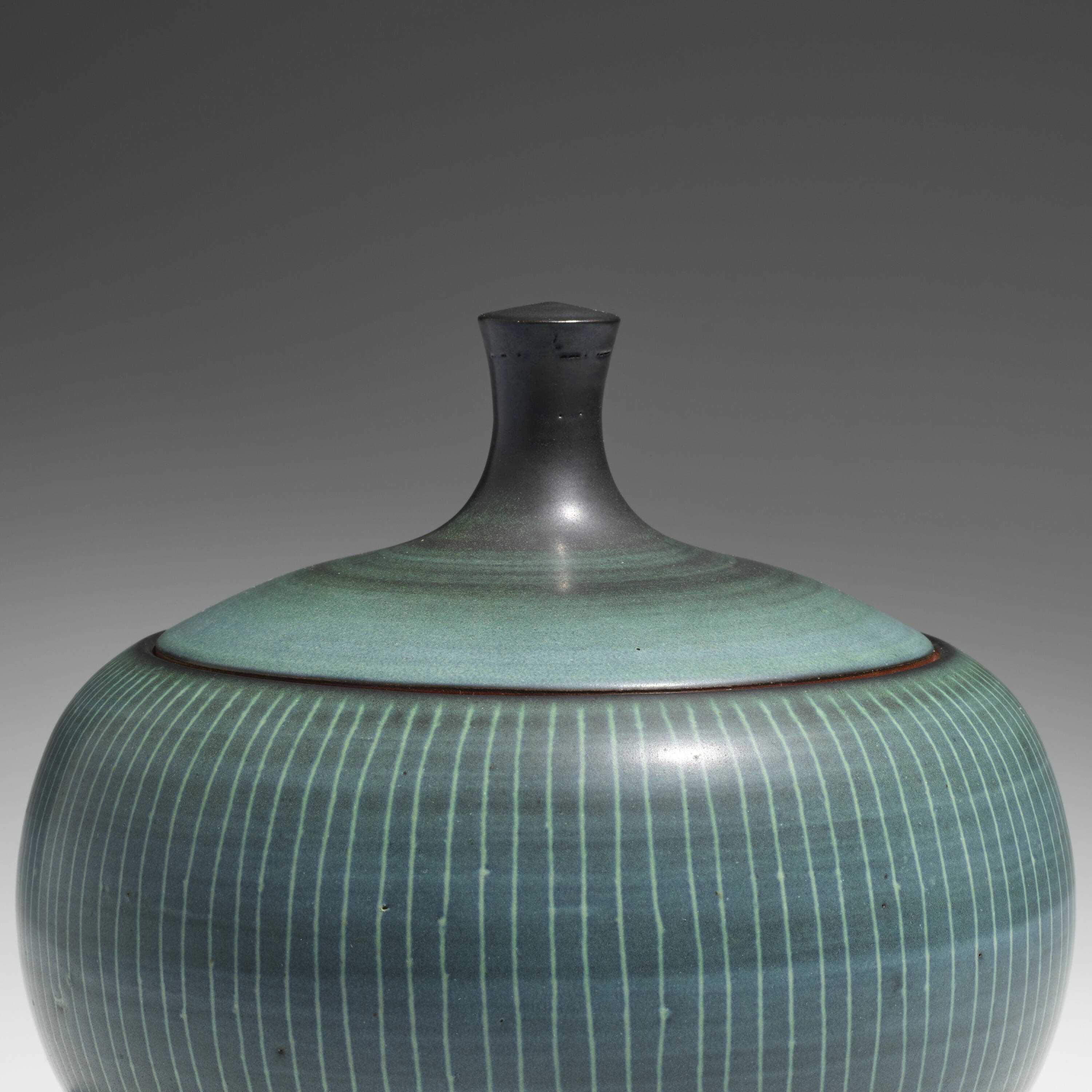 Harrison McIntosh | Covered jar (1984) | MutualArt