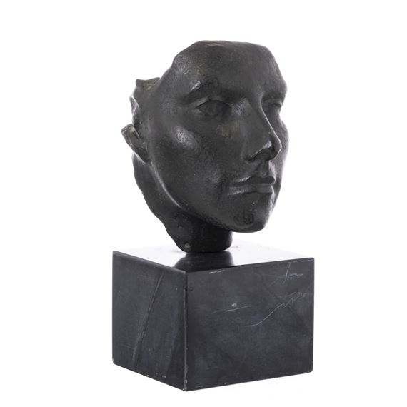 Irene Vilar | BUSTO FEMININO | MutualArt