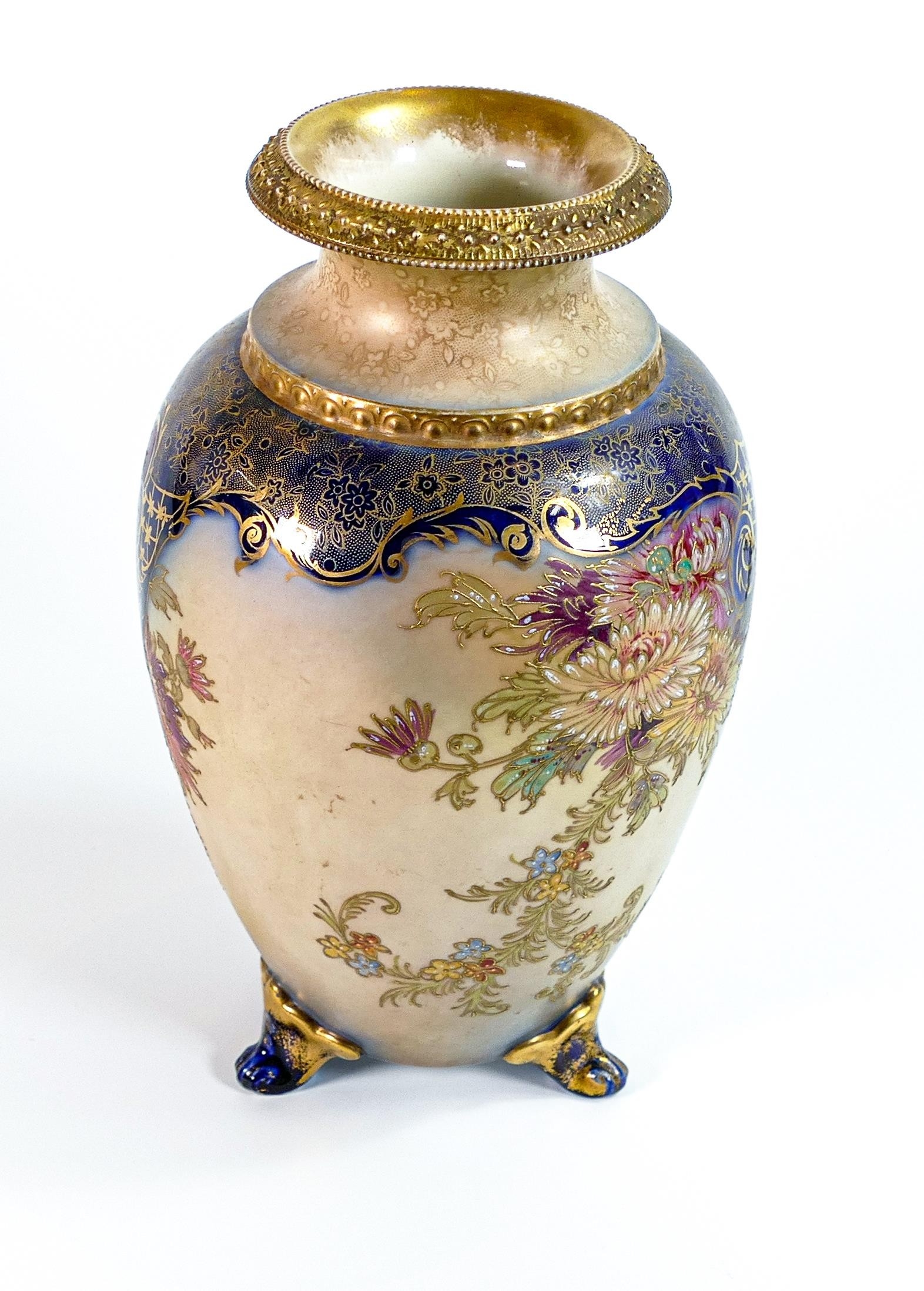 Robinson | Carlton Blush ware vase with panelled Chrysanthemum floral ...