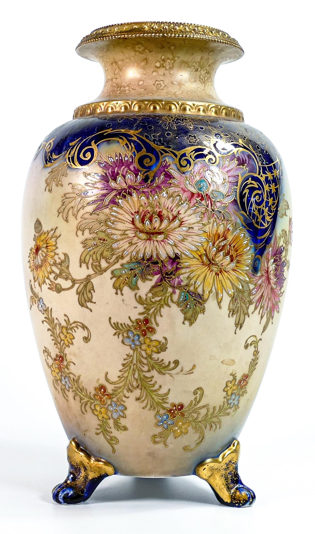 Robinson | Carlton Blush ware vase with panelled Chrysanthemum floral ...