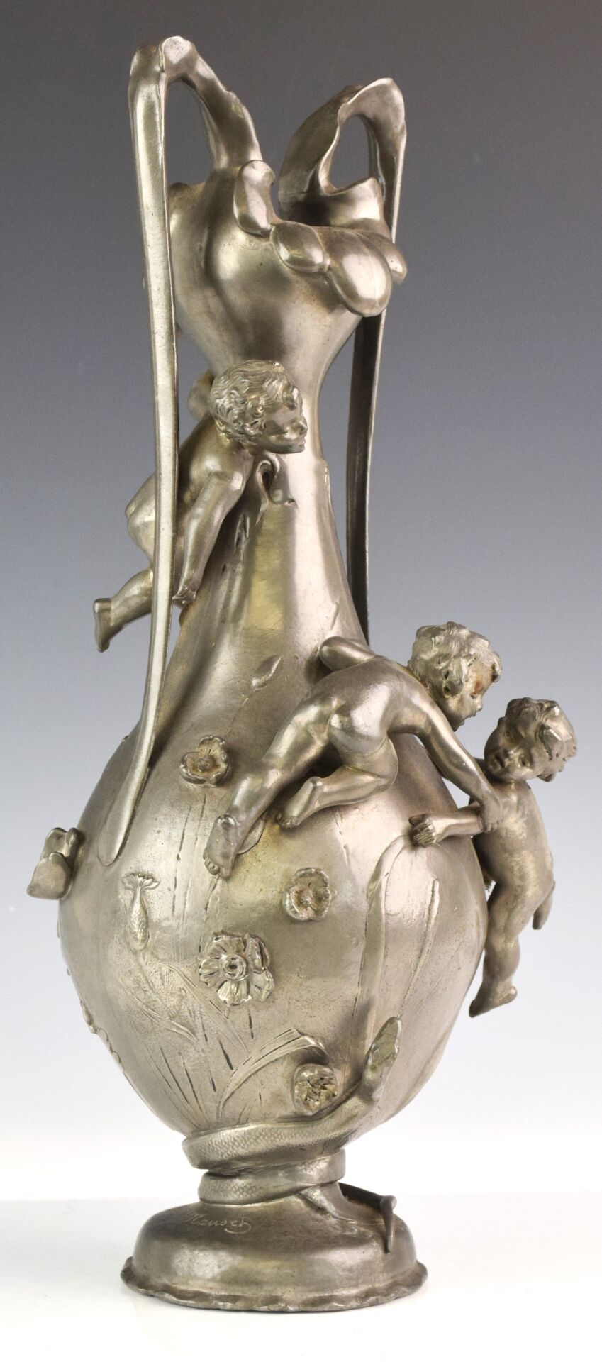 Ignaz Mansch | Baluster vase | MutualArt