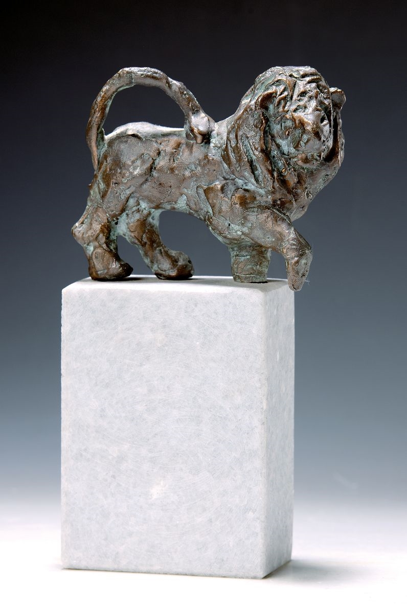Georg Günther Zeuner | Striding lion | MutualArt