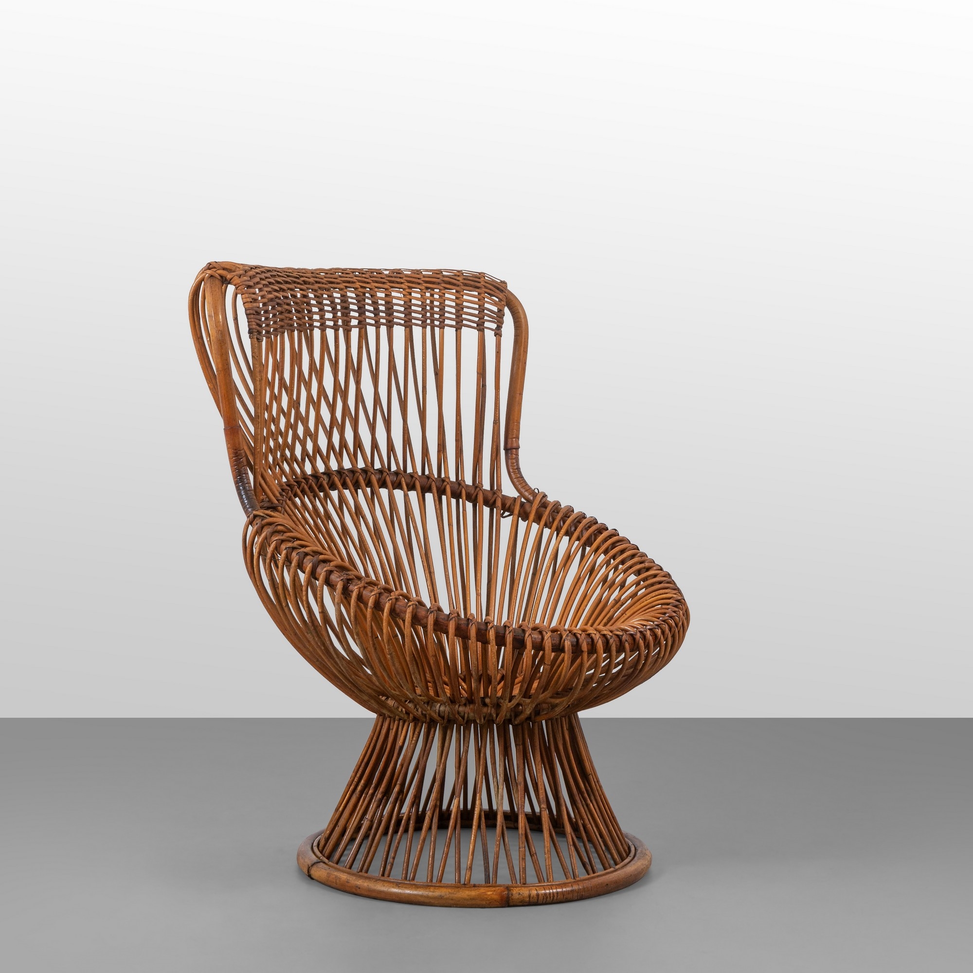 Franco Albini | Una poltrona 'Margherita'. (1951) | MutualArt