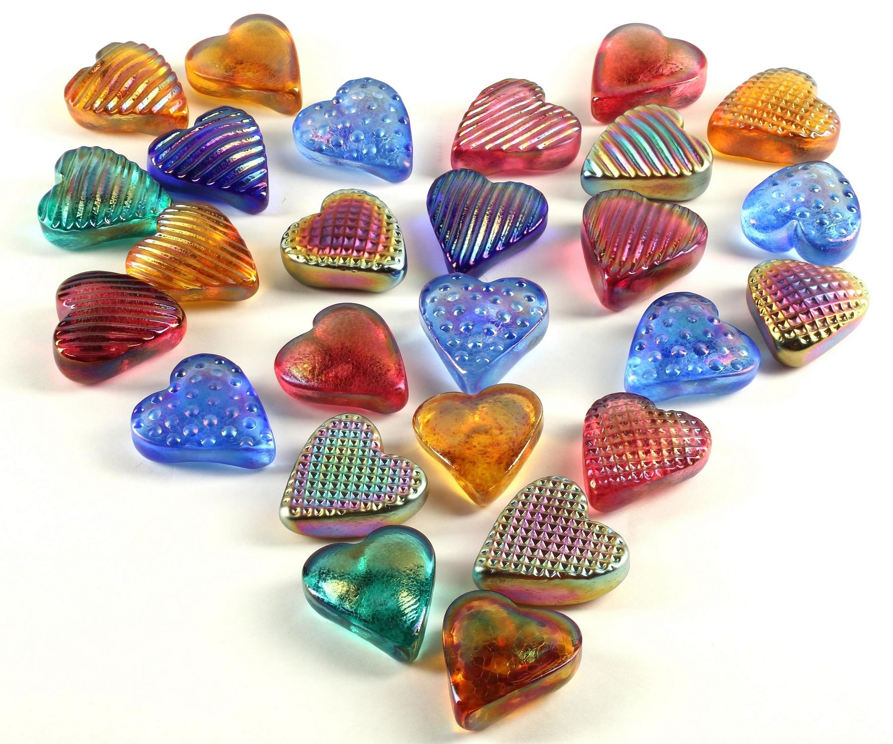 Robert Held | Art glass heart-shaped paperweights | MutualArt