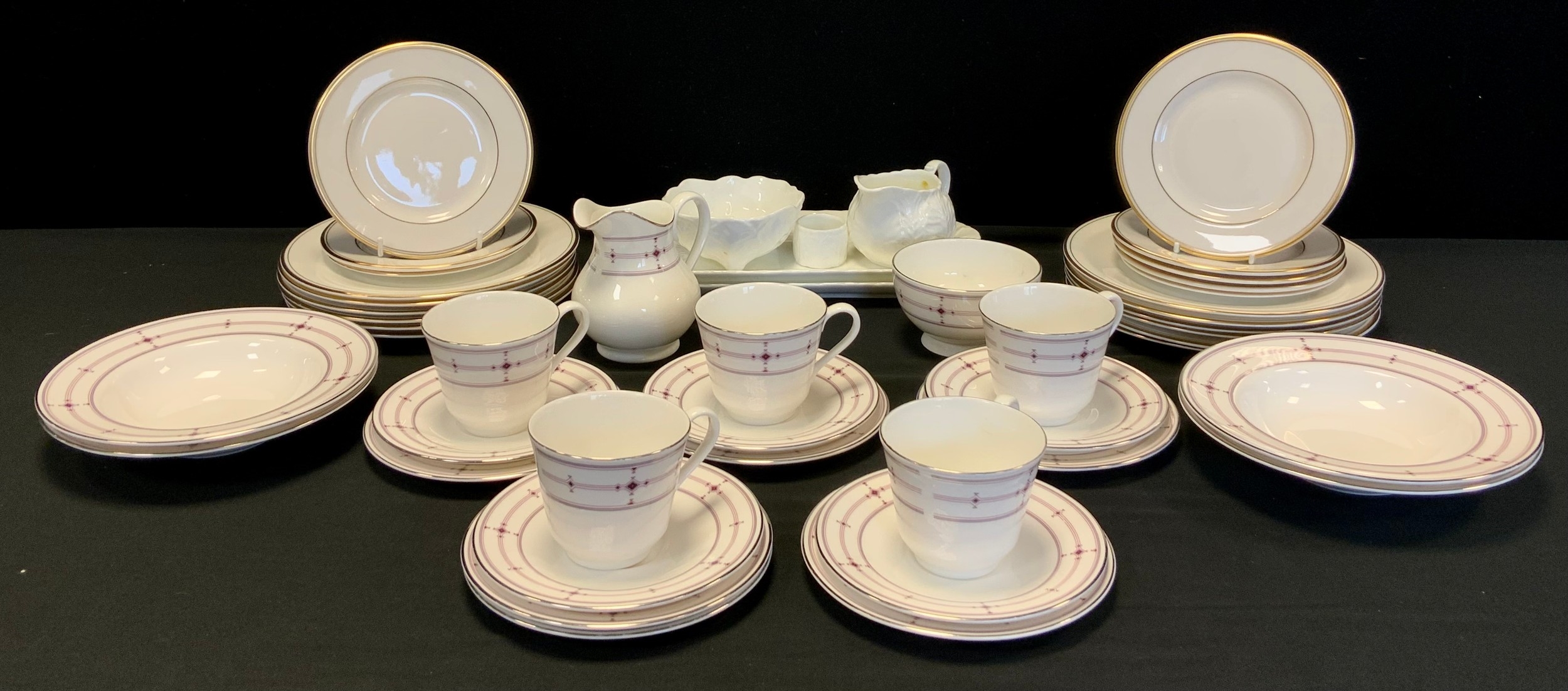 Royal Doulton | 'Infinity' | MutualArt