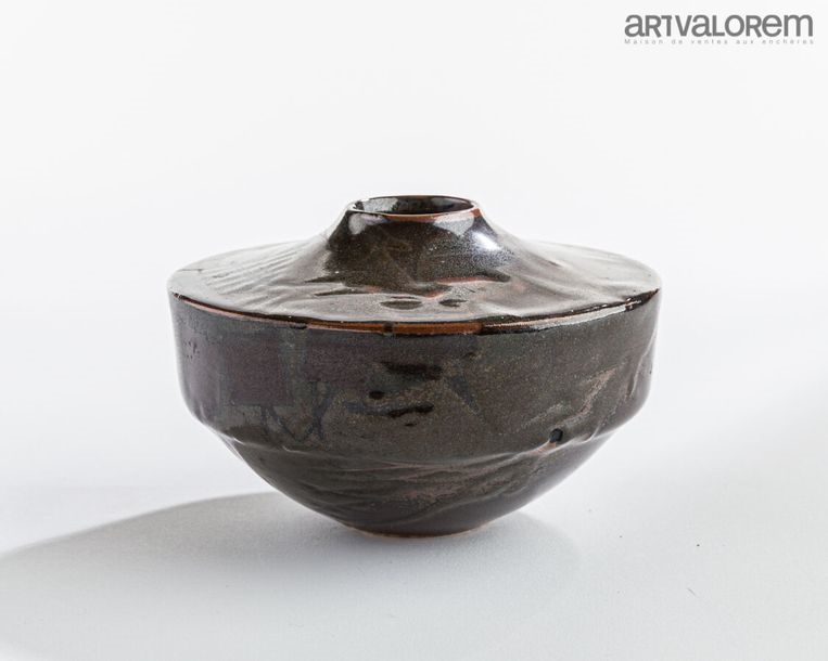 Robert Deblander | Large-shouldered hemispherical vase with small neck ...