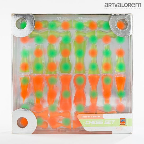 Karim Rashid | Chessboard and chess pieces | MutualArt