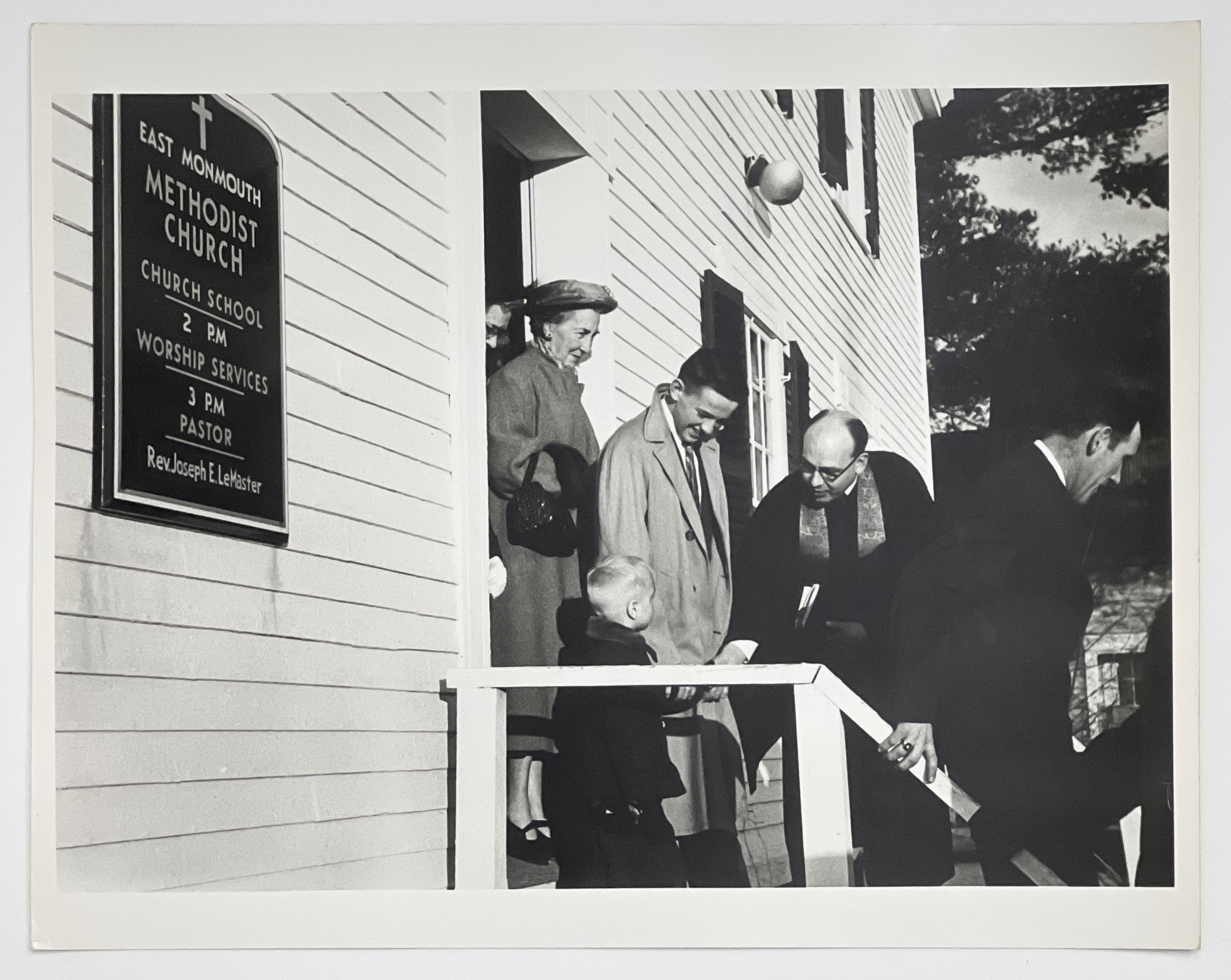 Arthur Rothstein | Pastor & Congregation (1967) | MutualArt