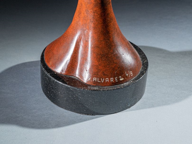 Xavier Alvarez | Femme Fleur | MutualArt