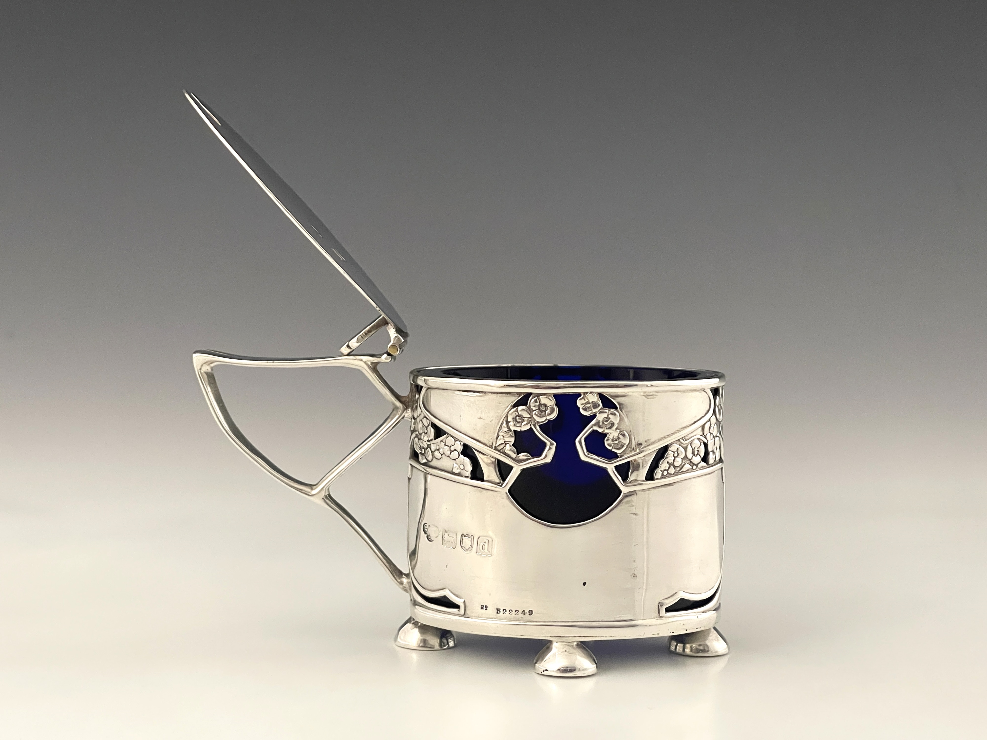 Kate Harris | Kate Harris for Goldsmiths and Silversmiths Company (1899 ...