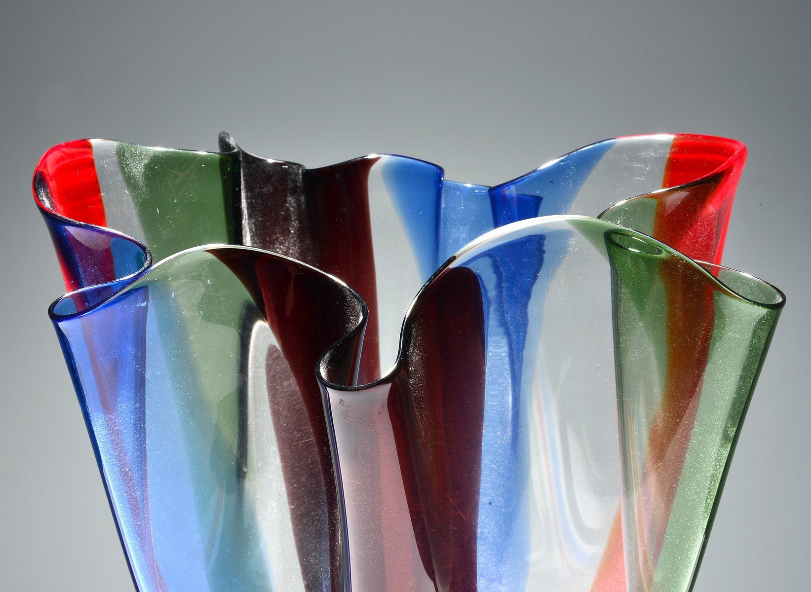 Timo Sarpaneva | Large Timo Sarpaneva KUKINTO Vase | MutualArt