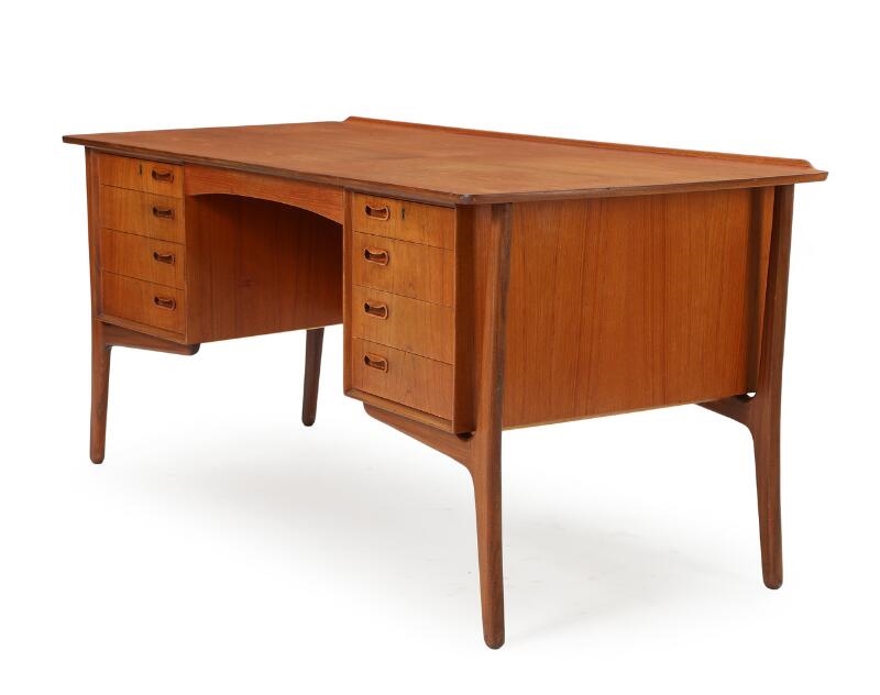 Svend Aage | Freestanding desk | MutualArt