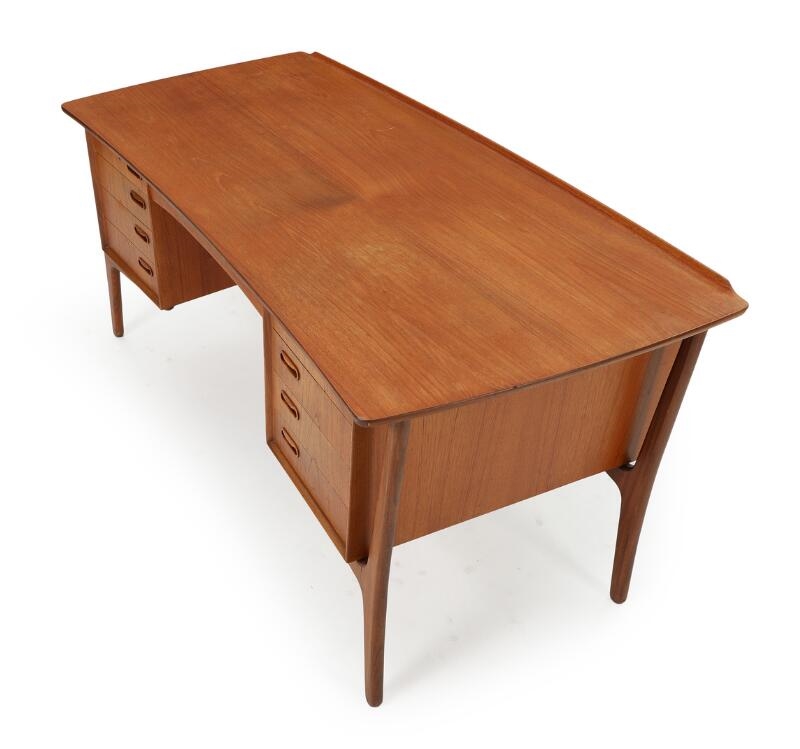 Svend Aage | Freestanding desk | MutualArt